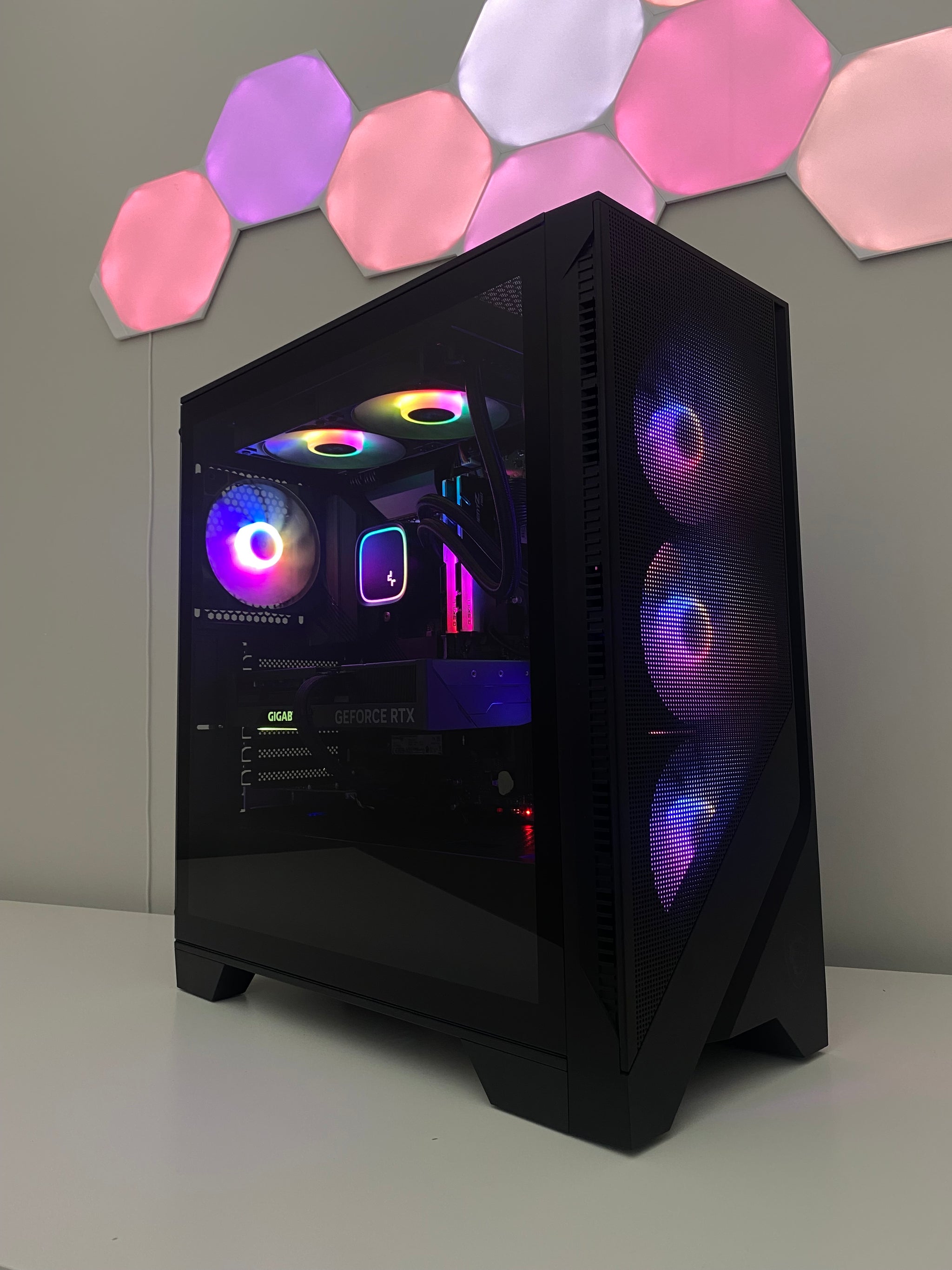 Epic X Lv3 (Rtx 5070) – RIN Computers